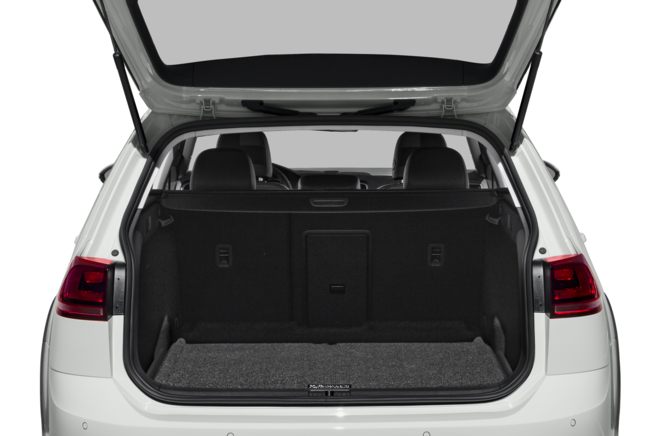 2017 Volkswagen Golf Alltrack Pictures