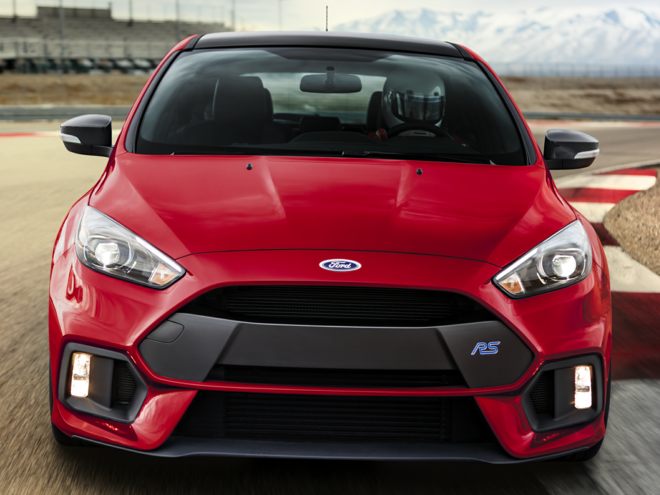 2018 Ford Focus RS Pictures
