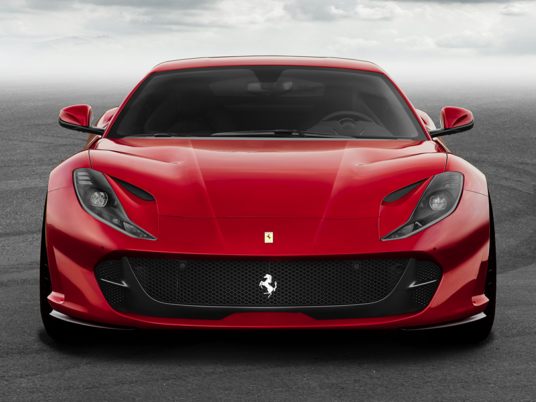 2018 Ferrari 812 Superfast Pictures