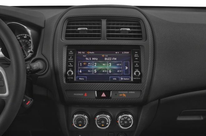 2019 Mitsubishi Outlander Sport Pictures