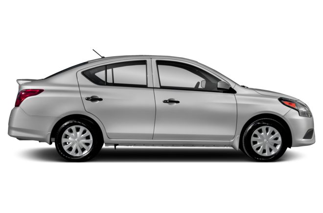 2018 Nissan Versa Pictures