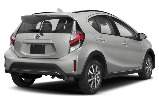 2019 Toyota Prius c Pictures