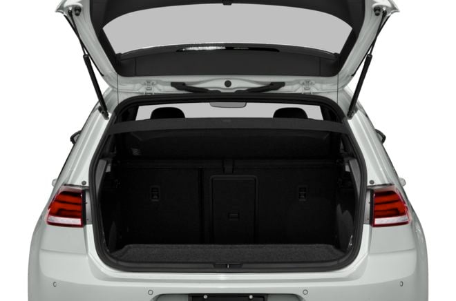 2018 Volkswagen Golf R Pictures