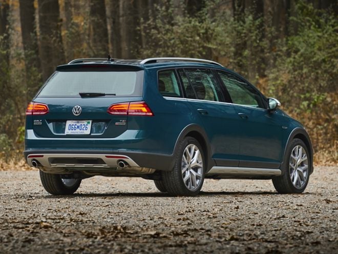 2018 Volkswagen Golf Alltrack Pictures