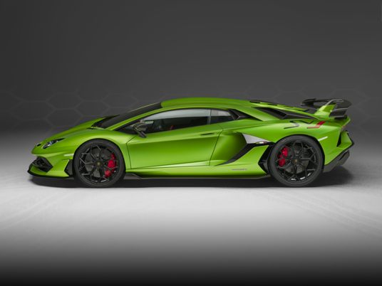 2020 Lamborghini Aventador SVJ Pictures