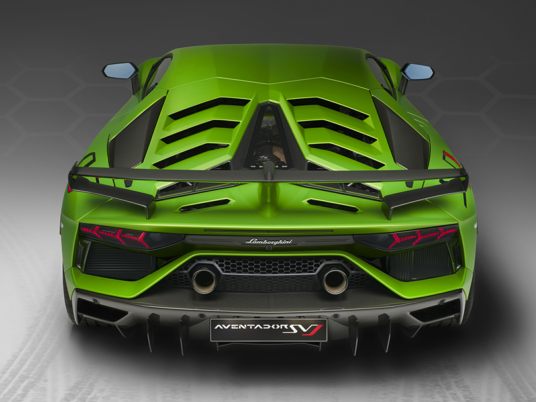 2020 Lamborghini Aventador SVJ Pictures
