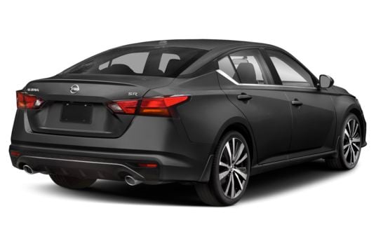 2019 Nissan Altima Pictures