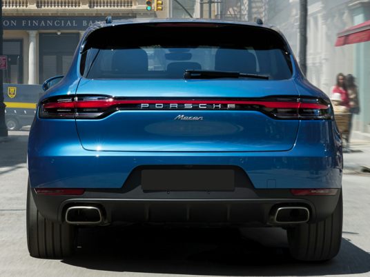 2020 Porsche Macan Pictures