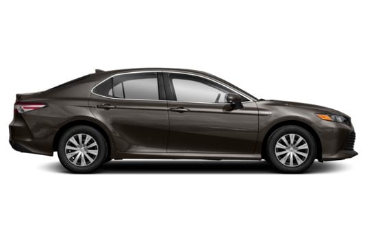 2020 Toyota Camry Hybrid Pictures