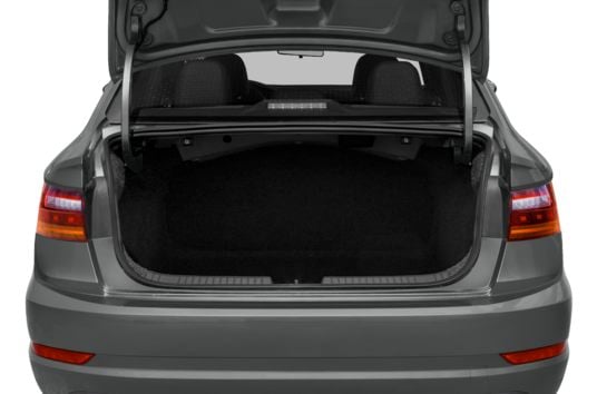 2019 Volkswagen Jetta Pictures