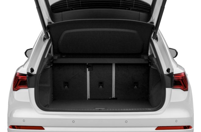 2021 Audi Q3 Pictures