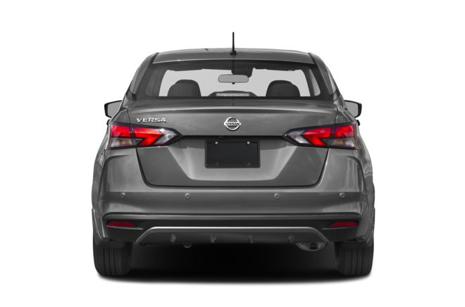 2022 Nissan Versa Pictures