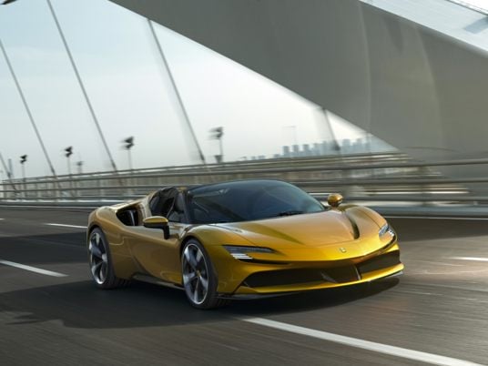 2022 Ferrari SF90 Pictures