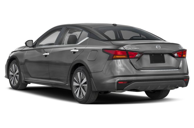 2022 Nissan Altima Pictures