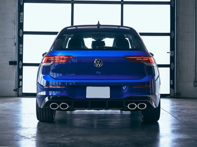 2023 Volkswagen Golf R Pictures
