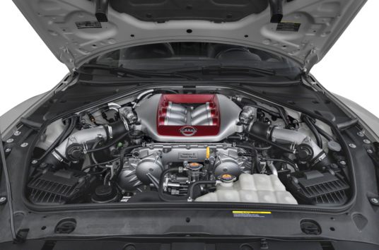 2024 Nissan GT-R Pictures