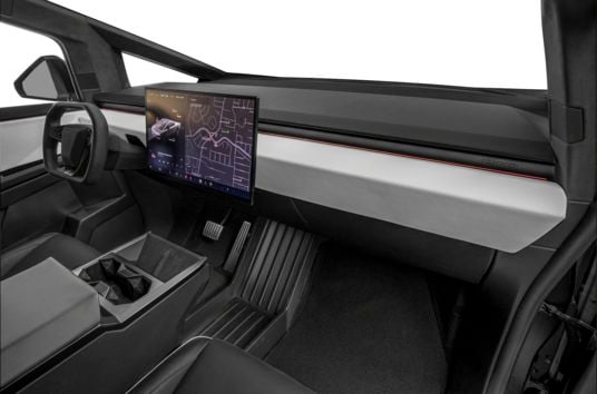 2025 Tesla Cybertruck Pictures