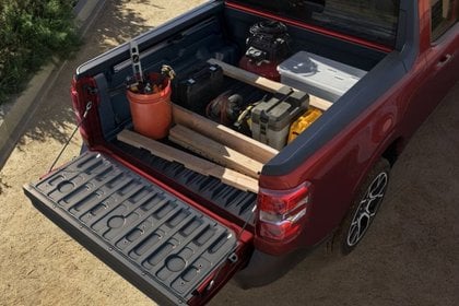 2025 Ford Maverick: Reviews, Prices, Ratings and Specs