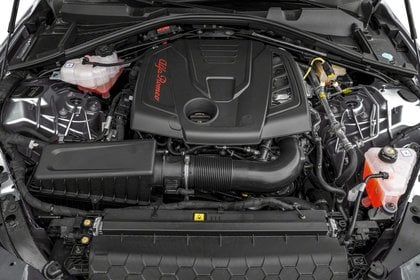 2025 Alfa Romeo Giulia: Reviews, Prices, Ratings and Specs