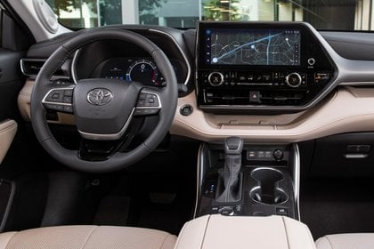 2025 Toyota Highlander: Reviews, Prices, Ratings and Specs