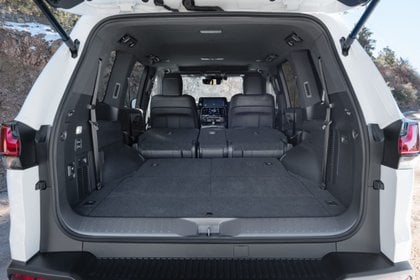 2025 Lexus LX: Reviews, Prices, Ratings and Specs