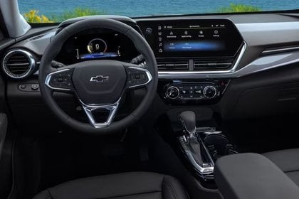 2025 Chevrolet Trax: Reviews, Prices, Ratings and Specs