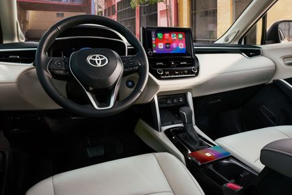 2025 Toyota Corolla Cross: Reviews, Prices, Ratings and Specs