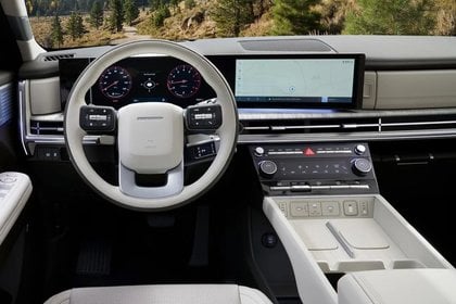 2025 Hyundai Santa Fe: Reviews, Prices, Ratings and Specs