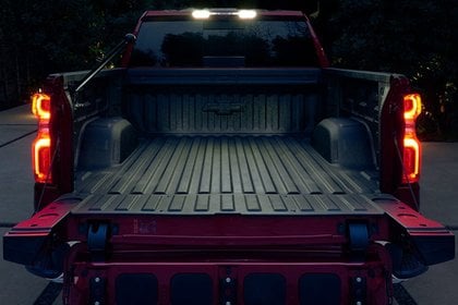 2025 Chevrolet Silverado 1500: Reviews, Prices, Ratings and Specs