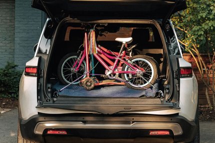 2025 Rivian R1S: Specs, Prices, Ratings, and Reviews