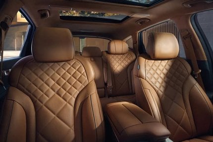 2025 Genesis GV80: Specs, Prices, Ratings, and Reviews