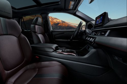 Chevy Traverse vs. Honda Pilot - CarsDirect
