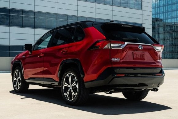 Toyota's Interest Rate For Good Credit Is Almost 14% APR - CarsDirect