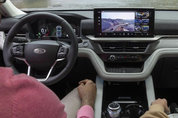 2025 Ford Explorer Base Price Increased By Nearly $3,000 - CarsDirect