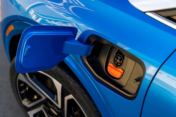 2024 Chevy Equinox EV May Be Cheaper Than Gas Model - CarsDirect