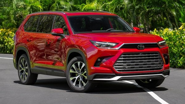 2026 Toyota Grand Highlander Hybrid Preview: Model Info & Release Date