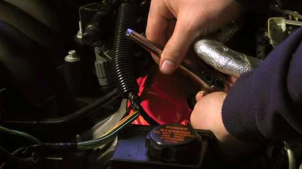 How to Complete a Carb-to-EFI Fuel Injection Conversion - CarsDirect