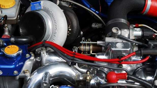 How to Detect and Clean a Faulty Mass Airflow Sensor - CarsDirect