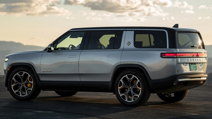 2024 Rivian R1S Lease Price Cut To $639/mo - CarsDirect