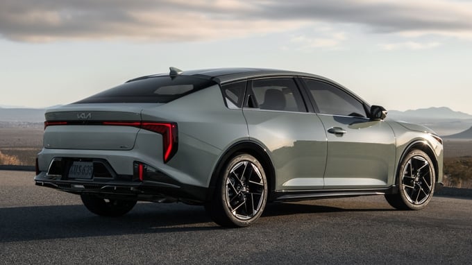 2025 Kia K4: First Lease Deal Starts At $229/mo - CarsDirect