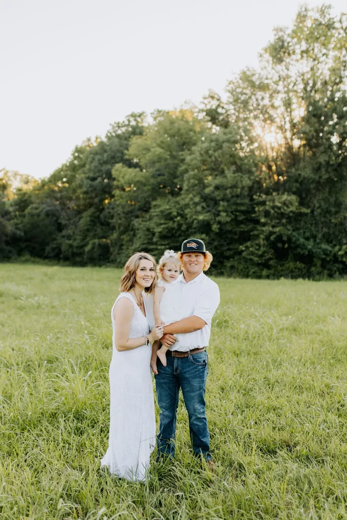 Thomas & England Veterinary Services - Veterinarian in Smiths Grove, KY