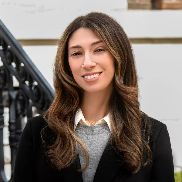 DerOhannesian & DerOhannesian | Stephanie Andrews