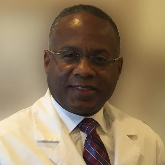 About Us - Dr. Ricardo E. Rodriguez