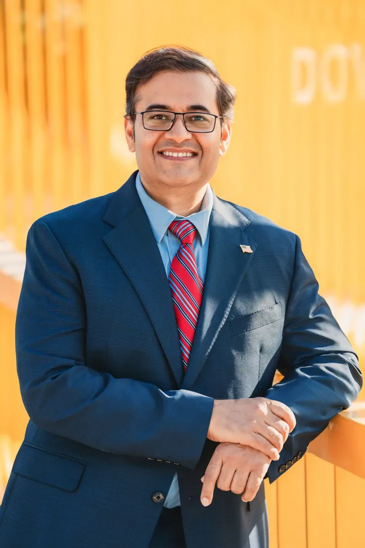 DR-RAJ-SALWAN | Veterinarian in Fremont, CA | Tricity Veterinary ...